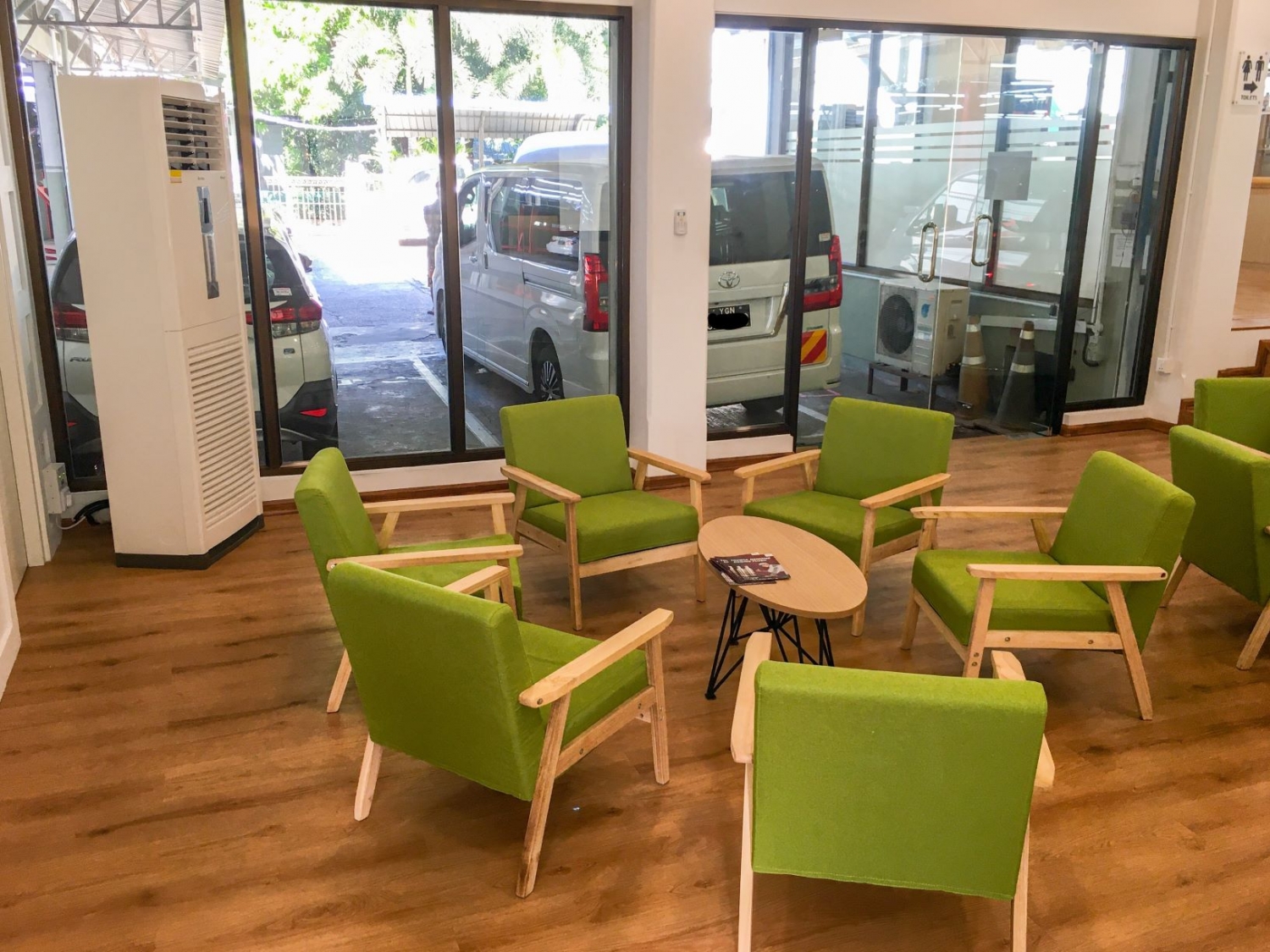 New Customer Lounge - Toyota Aye and Sons